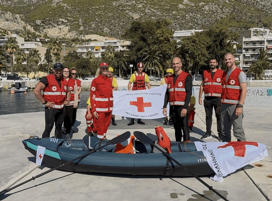 Μετά την ανάβαση στον Όλυμπο με κορίτσι ΑΜΕΑ, ο Σωτήρης κωπηλάτησε ...
