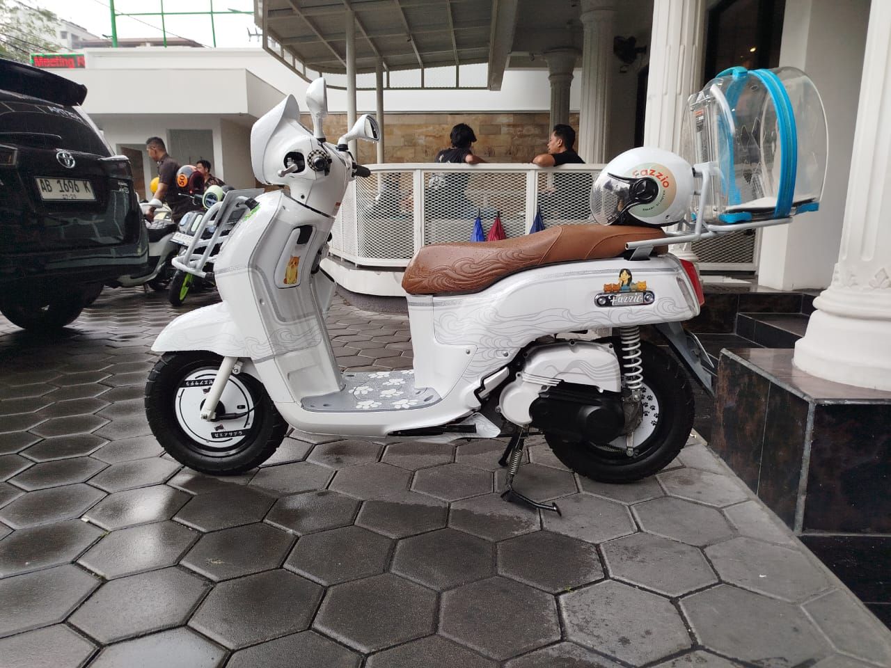 Yamaha Fazzio Kalcer Ala Zee Asadel Eks JKT48, Pecinta Kucing Boleh Niru