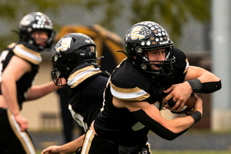 IHSA football brackets: Schedule, matchups for 2025 state championships