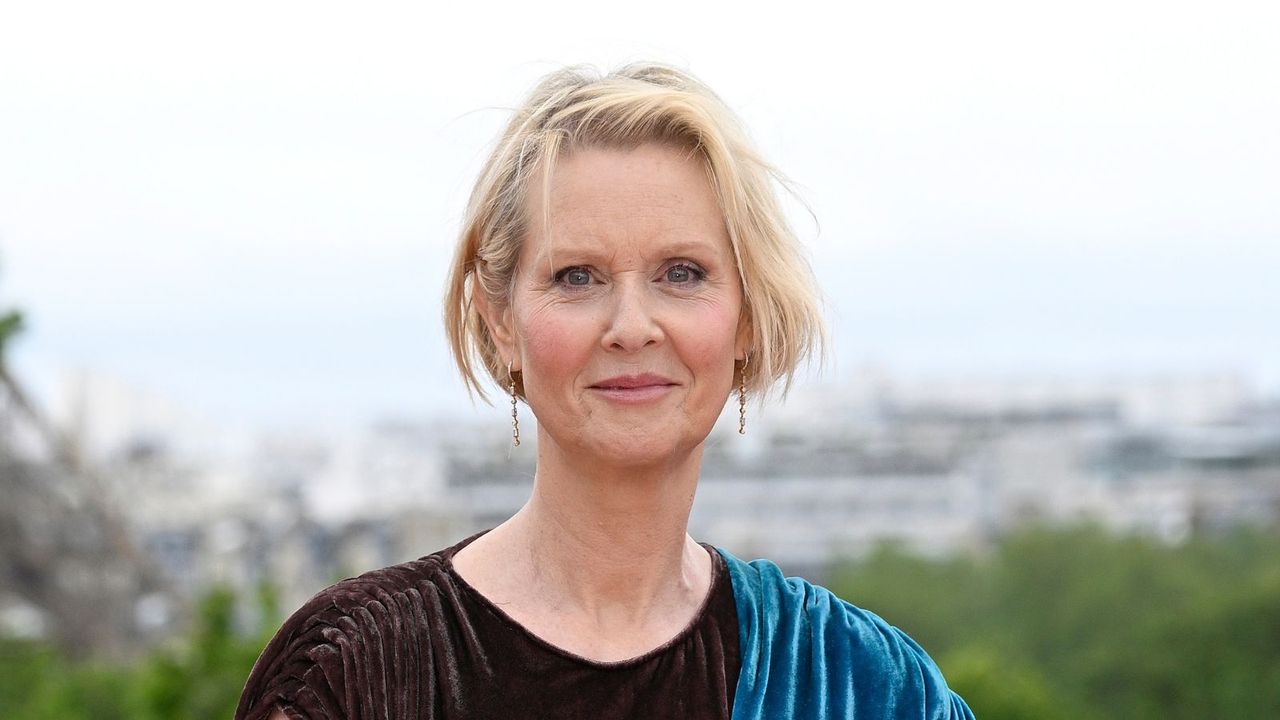 Cynthia Nixon's Patio Shows Why All The Chicest People Are Swapping Out ...