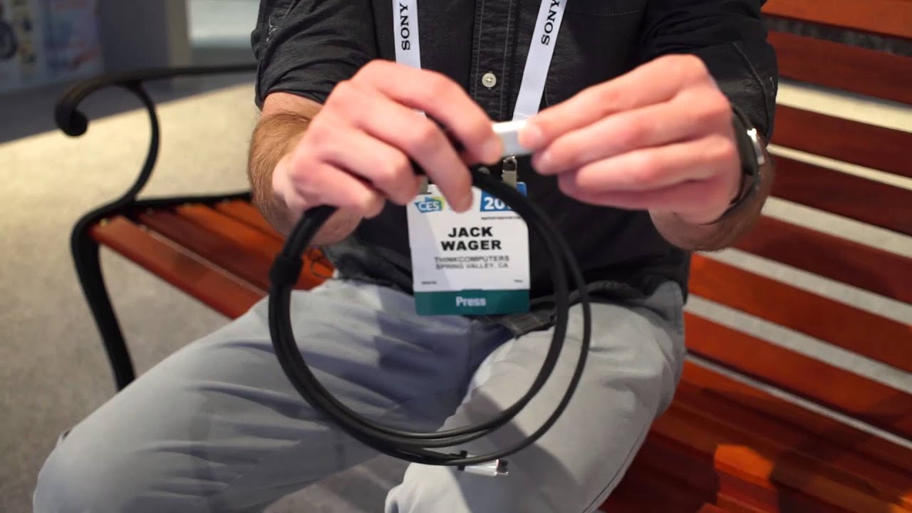 Griffin BreakSafe USB-C cable @ CES 2016