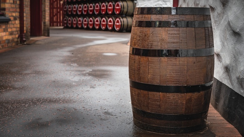 Single Barrel Whiskey Vs Single Malt: What's The Difference?