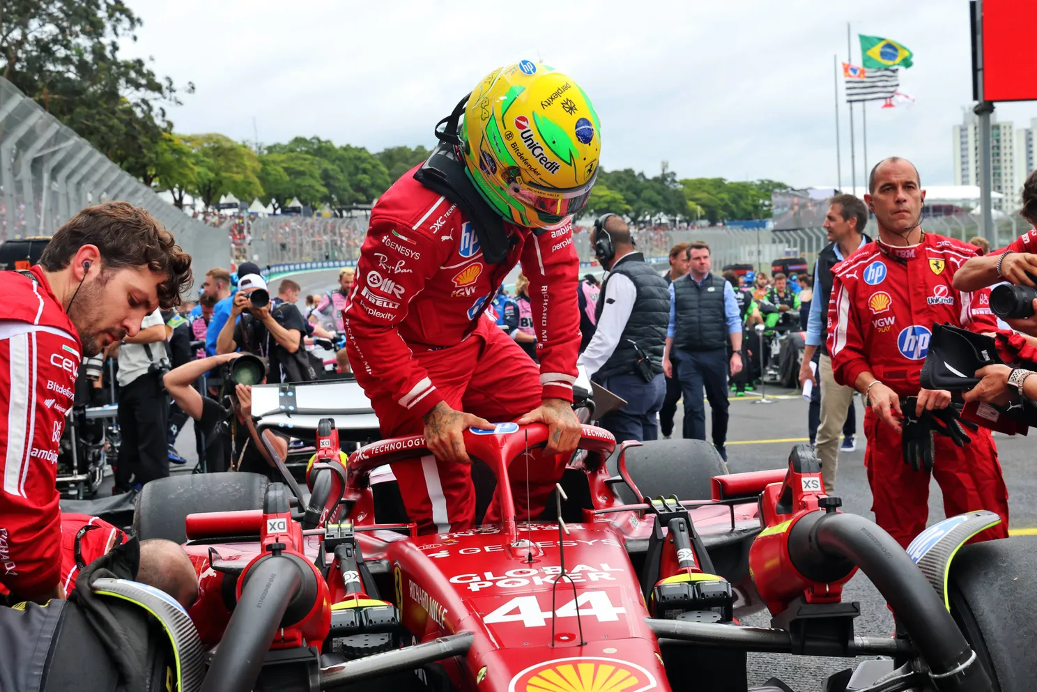 Hamilton spots silver lining despite 'disaster' Brazil GP weekend