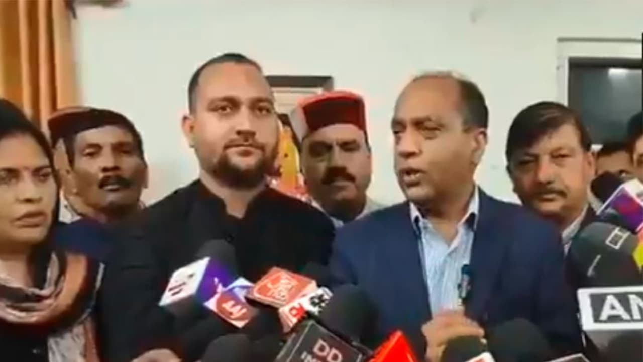 Rahul's 'vote chor' slogan makes no sense: Jairam Thakur hits back