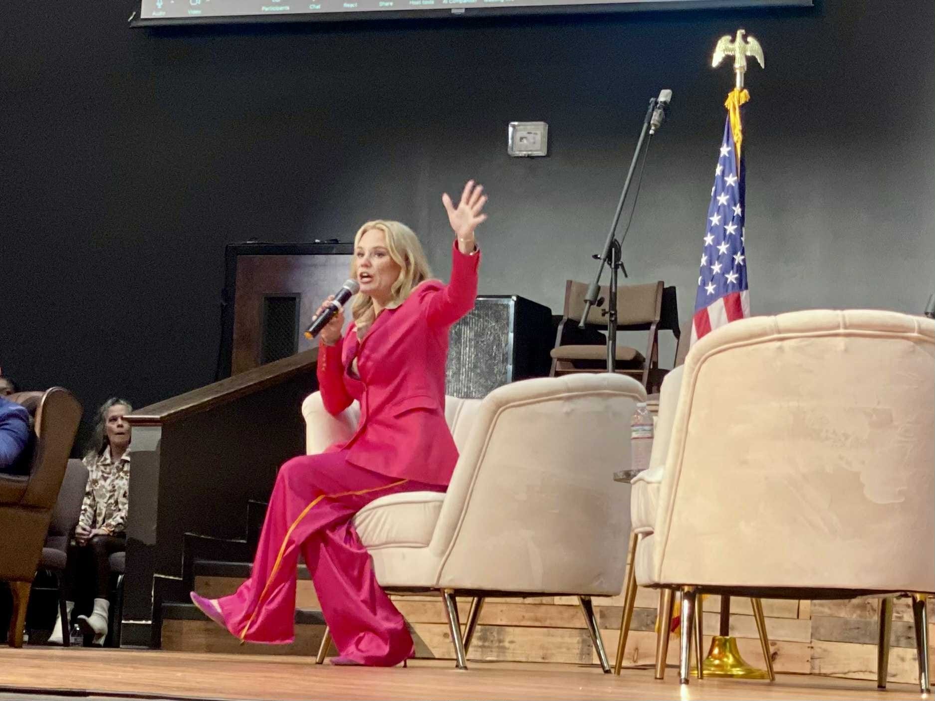 Democrats make final push to flip 7th District, 'Tennessee loves a ...