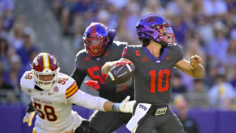 Horned Frogs and Cyclones Caught in a Dog Fight in First Half