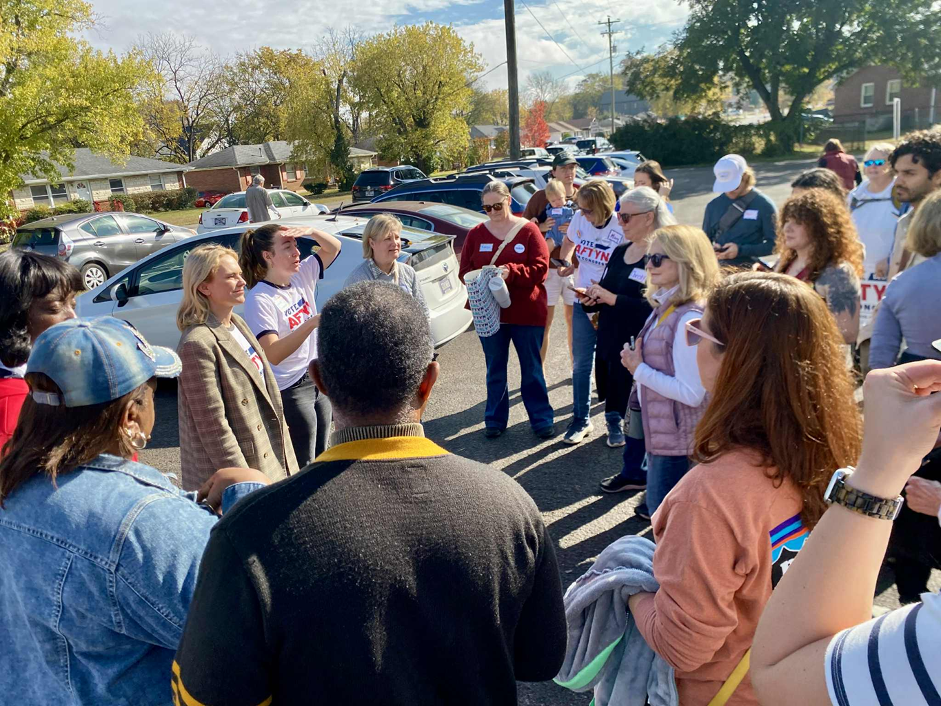 Democrats make final push to flip 7th District, 'Tennessee loves a ...