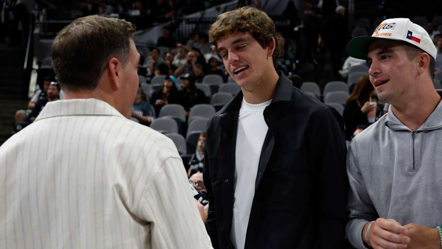 Texas football making connections across the board during Longhorns ...