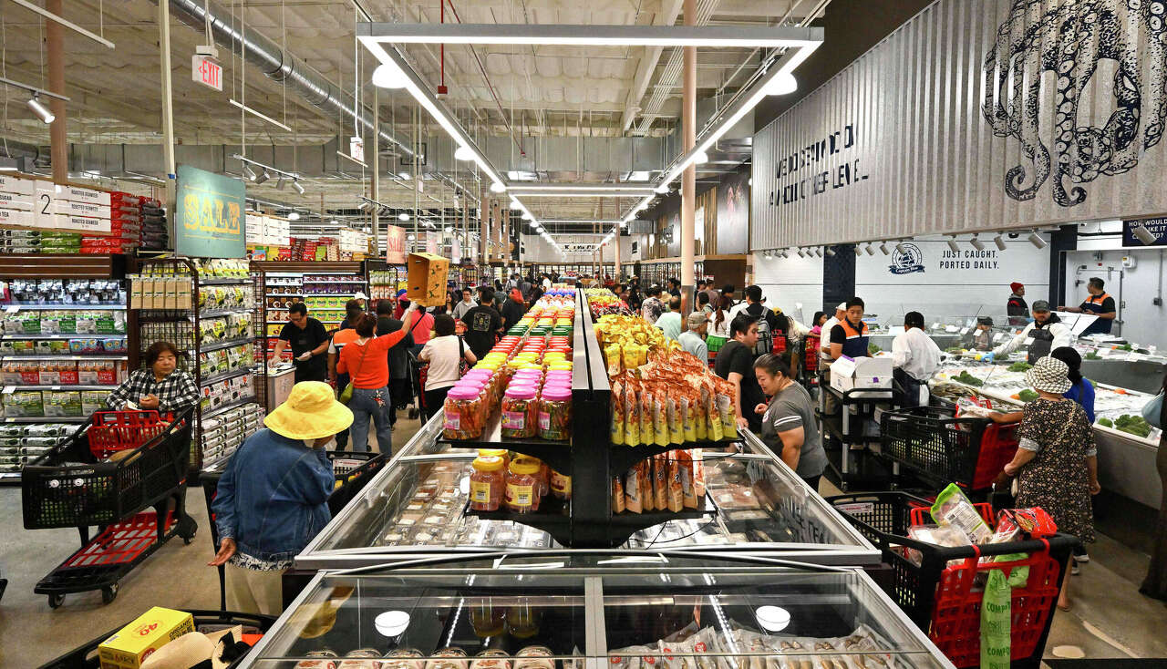 What is H Mart? Beloved grocery chain cooks up Texas expansion