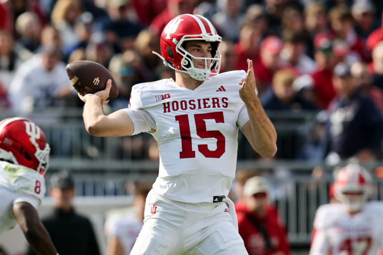 Fernando Mendoza makes powerful gesture before Heisman Trophy ceremony