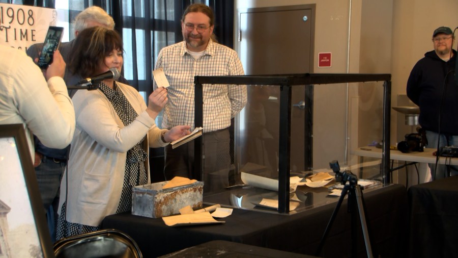 117-year-old time capsule opened in Big Stone Gap