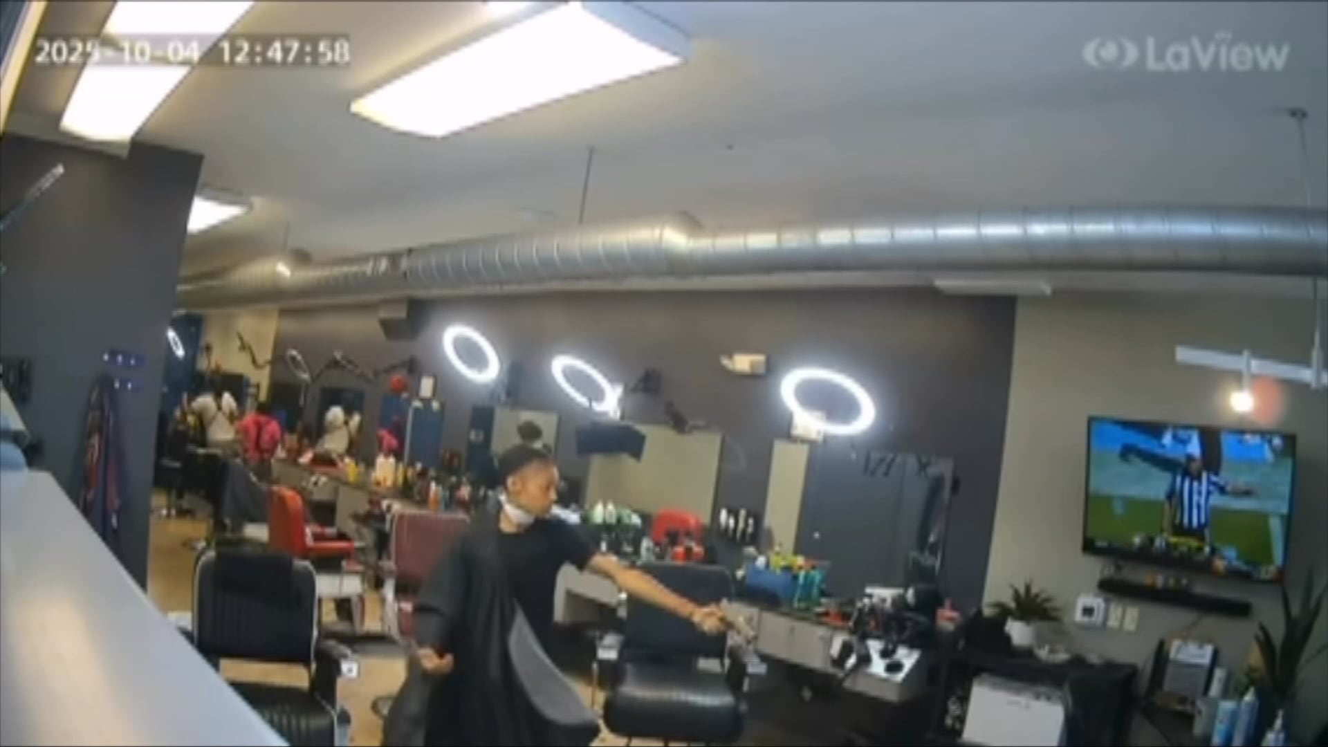 Woman charged in deadly shooting inside Pittsburgh barbershop acted in ...