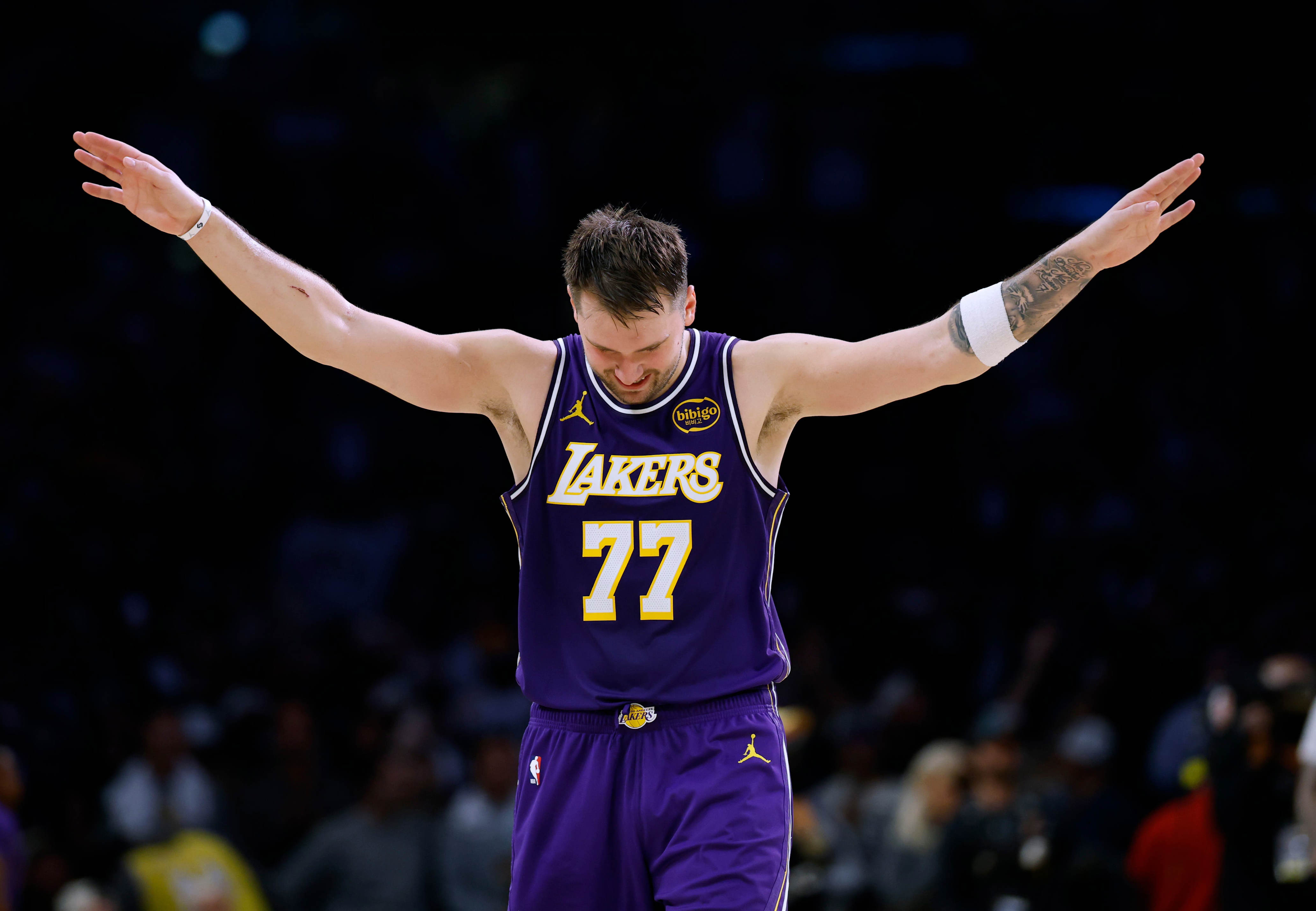 How to Watch Lakers vs Hawks: Live Stream NBA, TV Channel