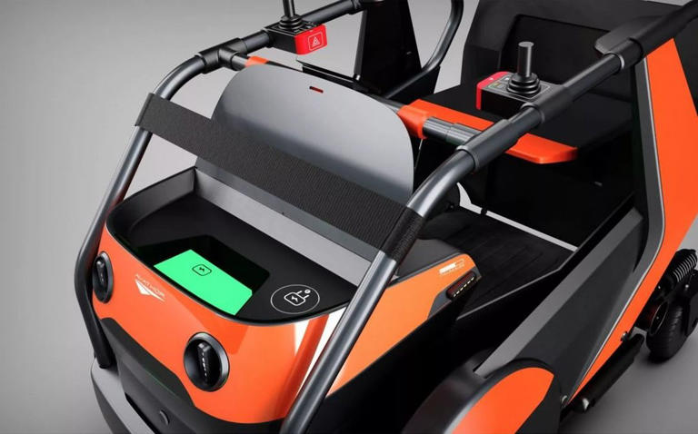 The 6 MPH Supercar: This Stellantis Mobility Scooter Has A Backup ...