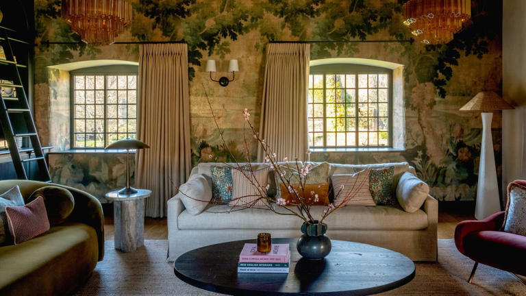 The Library: How to Get Your Living Room Layout Right – Interior ...
