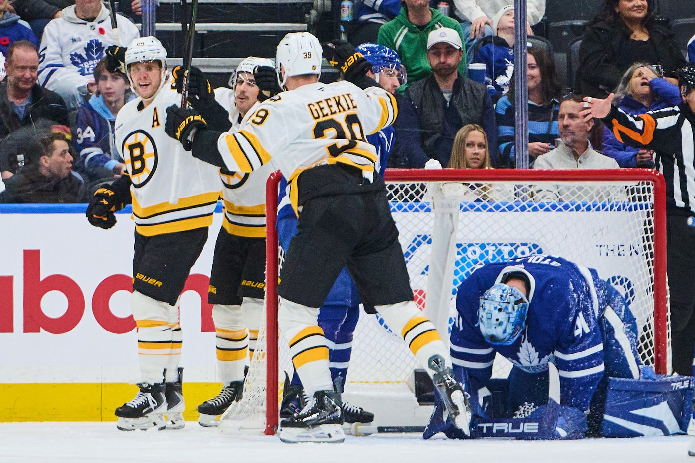 Fraser Minten scores against former team, Boston Bruins top Toronto ...