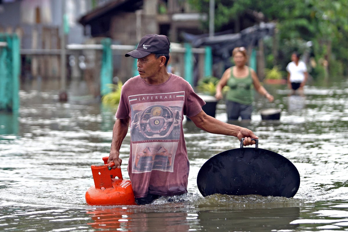 Over 100,000 evacuated in Philippines ahead of Super Typhoon Fung-wong
