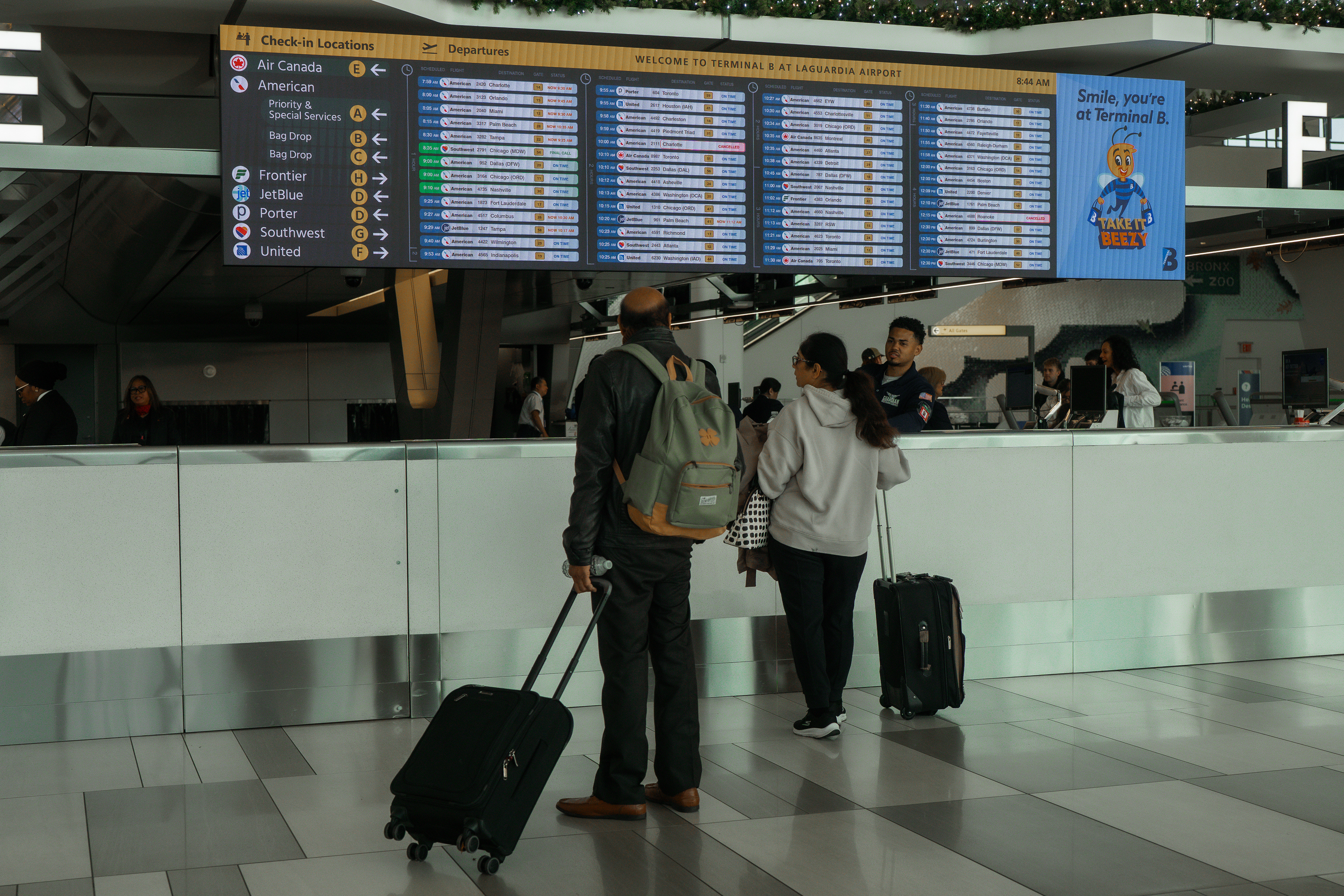 US airlines cancel more than 1,000 flights for a second straight day ...