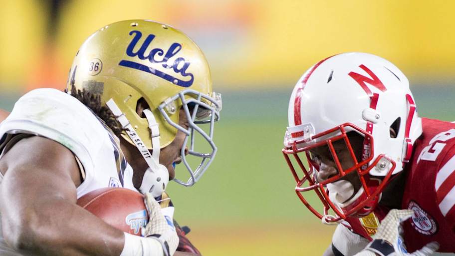 Nebraska Leads UCLA in the First Quarter, 7-0