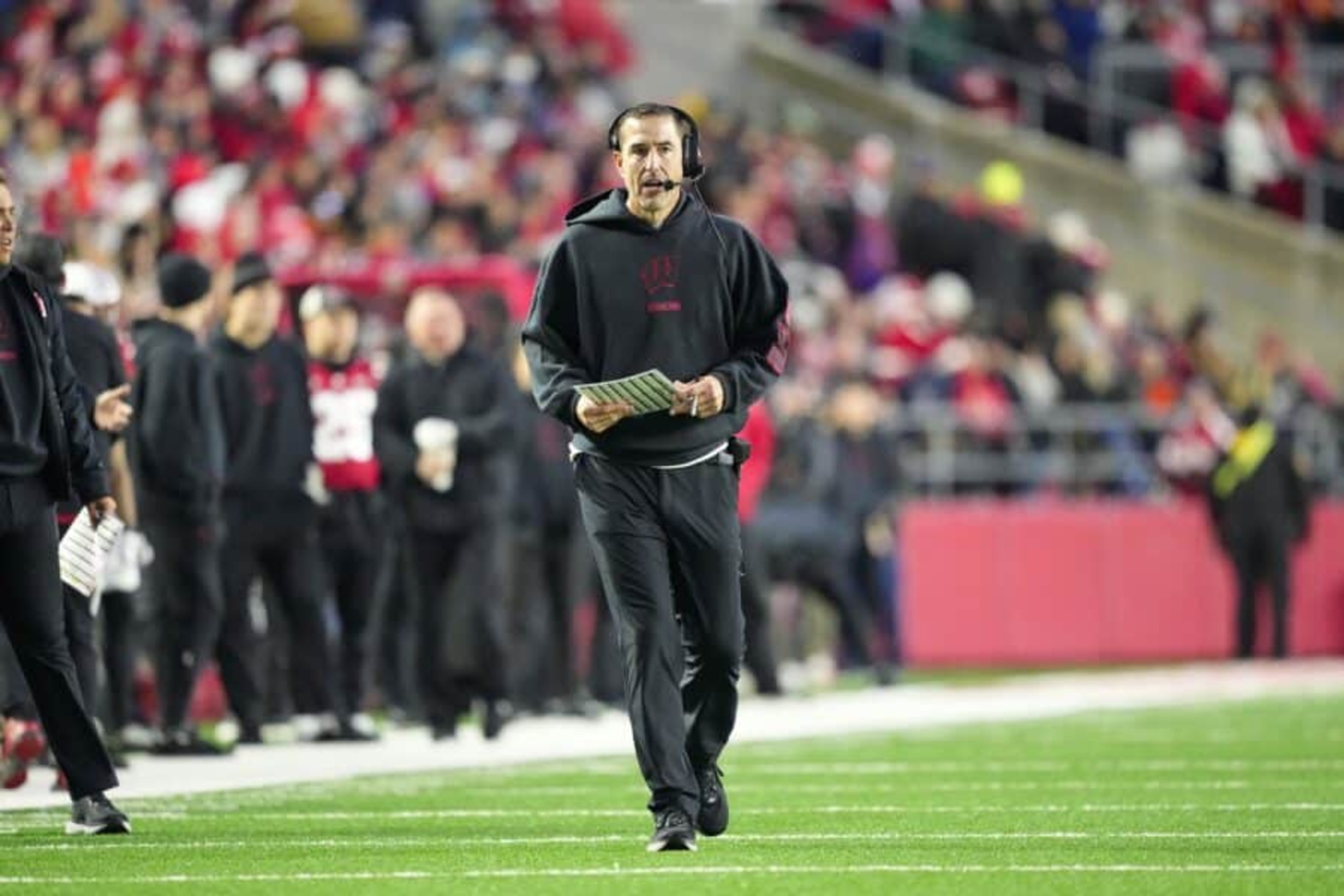 Strong Former Wisconsin Badgers’ signee eyeing 2026 return with Ohio ...