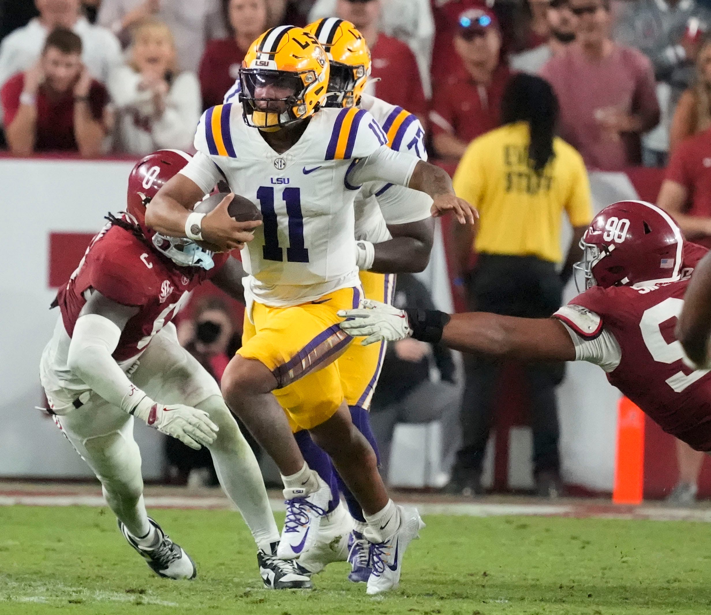 Why LSU football decided to bench Garrett Nussmeier, play Michael Van ...