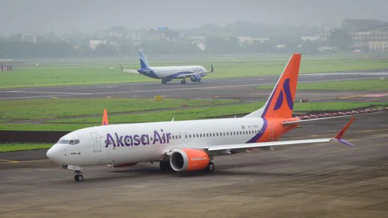 Delhi–Srinagar Akasa Air Flight Diverted Back: Passengers Claim Crew ...
