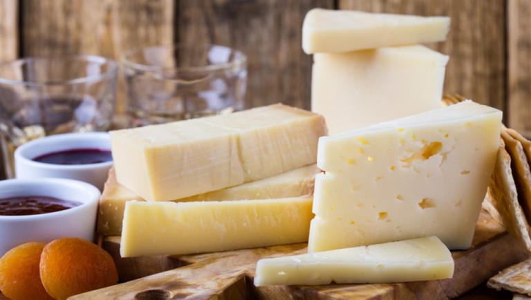 I 25 formaggi DOP naturalmente senza lattosio