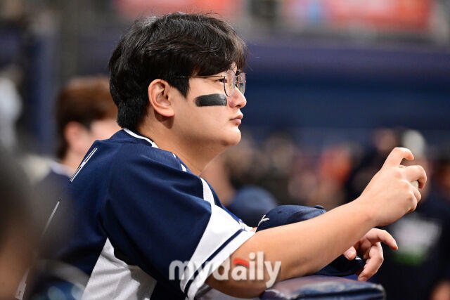 “솔직히 변화구 던지기 꺼리는 느낌” 김서현 156km 포심 OK, 그런데 왜 변화구 1개도 안 던졌나…포수 사인 ‘거부’[MD고척]