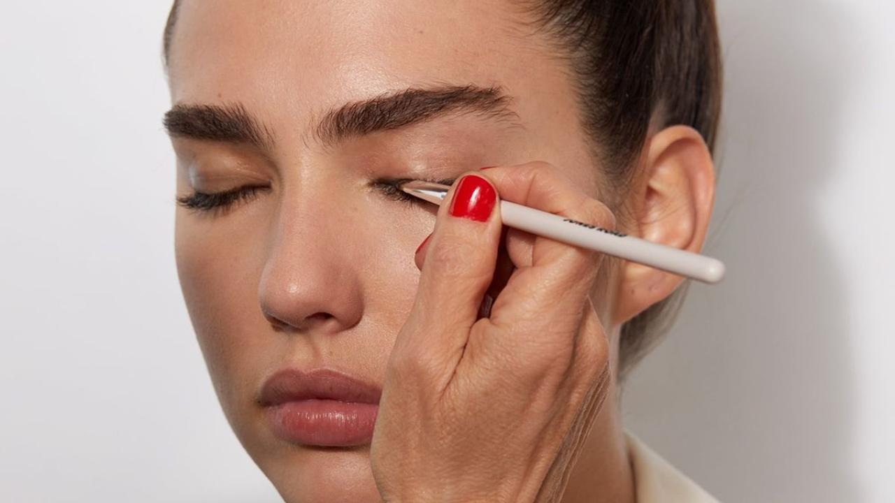 How to get the perfect winged eyeliner in 5 easy steps
