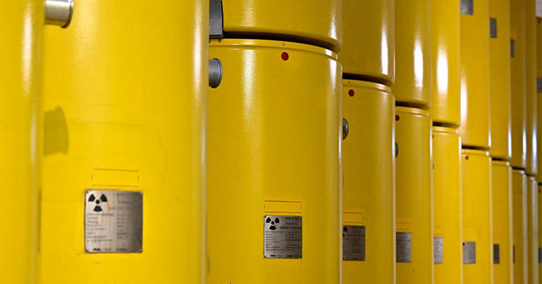 New U.S. nuclear power boom begins with old, still-unsolved problem ...