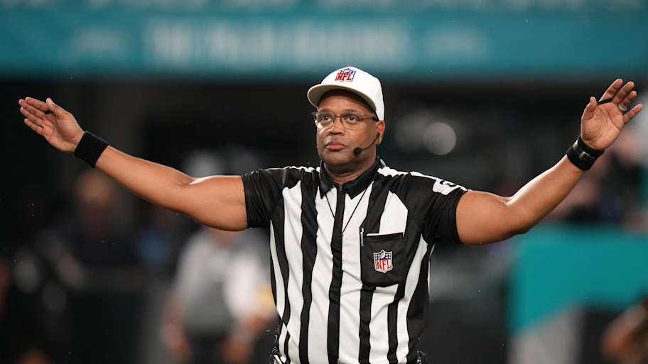 Bills vs Dolphins announcer pairing & referee assignment for NFL Week 10