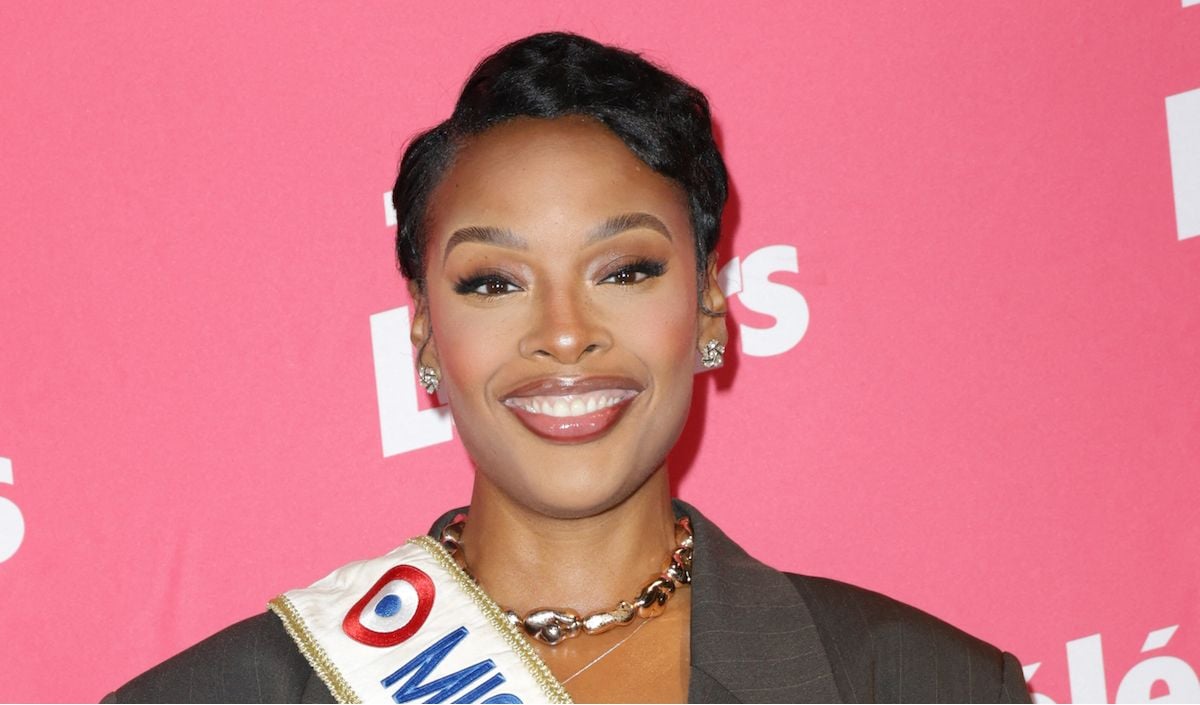 "Miss France 2025 voulait rendre sa couronne” : Angélique Angarni ...