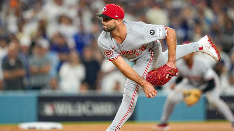 Yankees Predicted to Sign Versatile Veteran Pitcher
