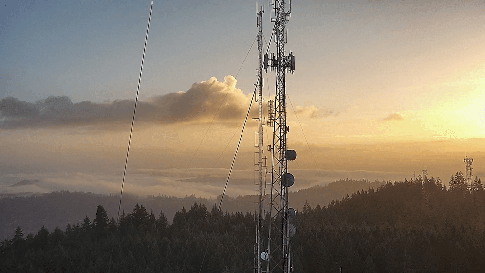 Slow & steady warming trend Monday