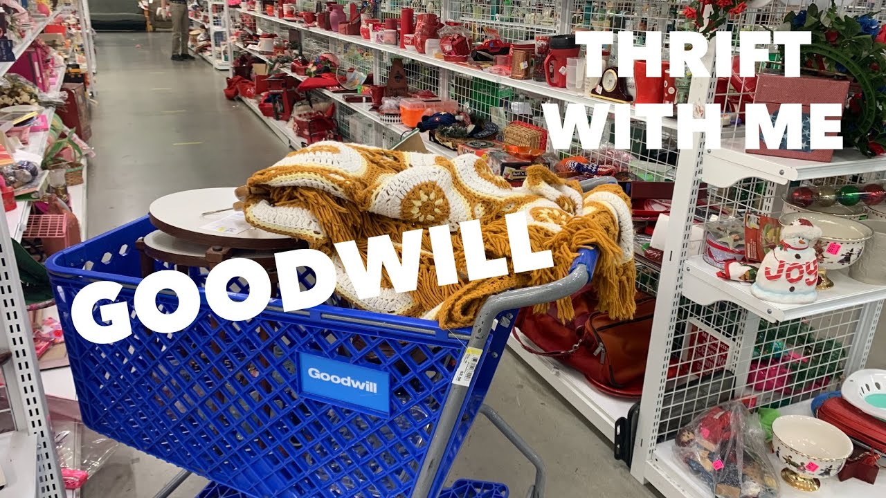Goodwill was overwhelming | Thrift with me for eBay | Reselling