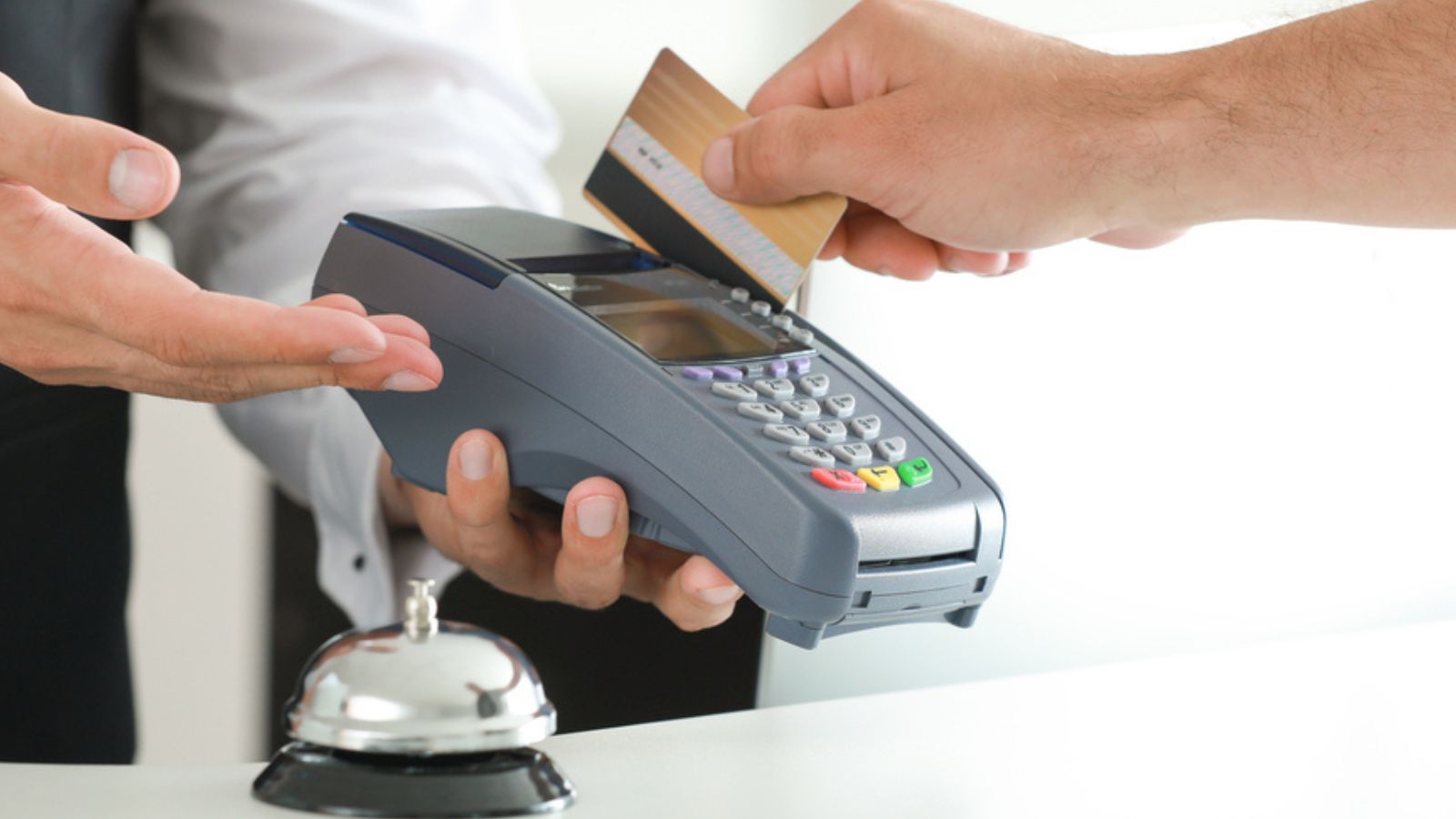 12 Telltale Signs of Being House Poor (Even If You Don't Think So)