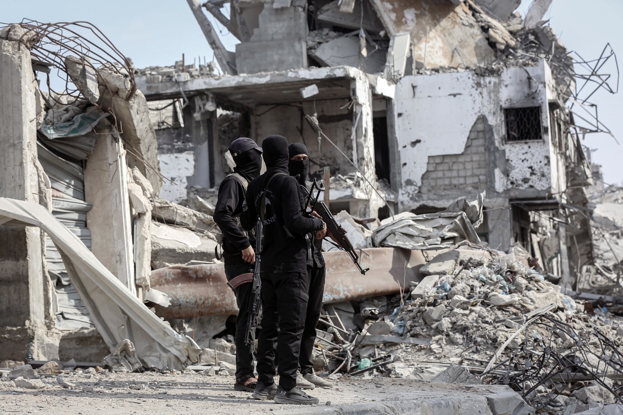 Holed-Up Hamas Fighters Test Future of Gaza Peace Plan