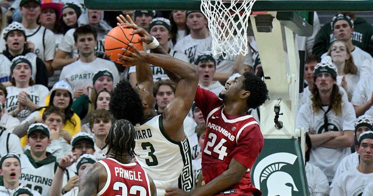 Spartans’ defense swarms Arkansas in Hogs’ first loss of season