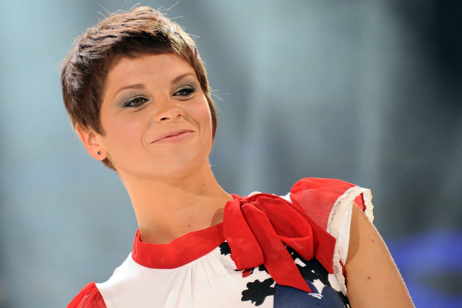 Alessandra Amoroso: ecco com'è cambiata da "Amici" a oggi