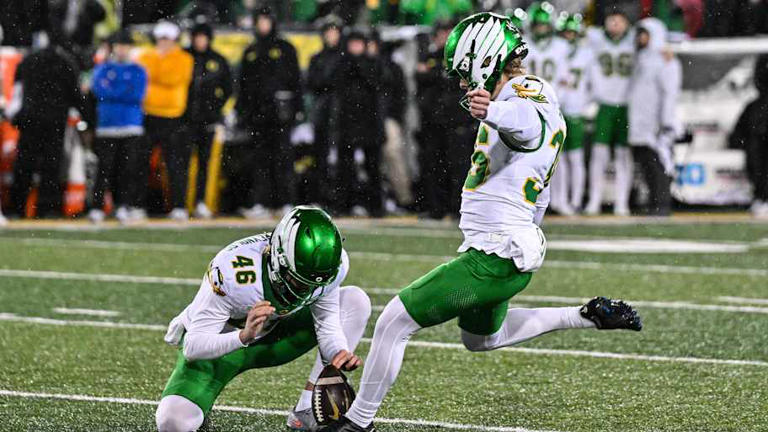 Oregon Coach Dan Lanning Gets Real On Emotions Of Game-Winning Kick