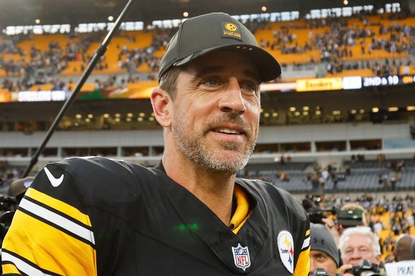 Aaron Rodgers' family bemused by secret wife after he finally shared ...