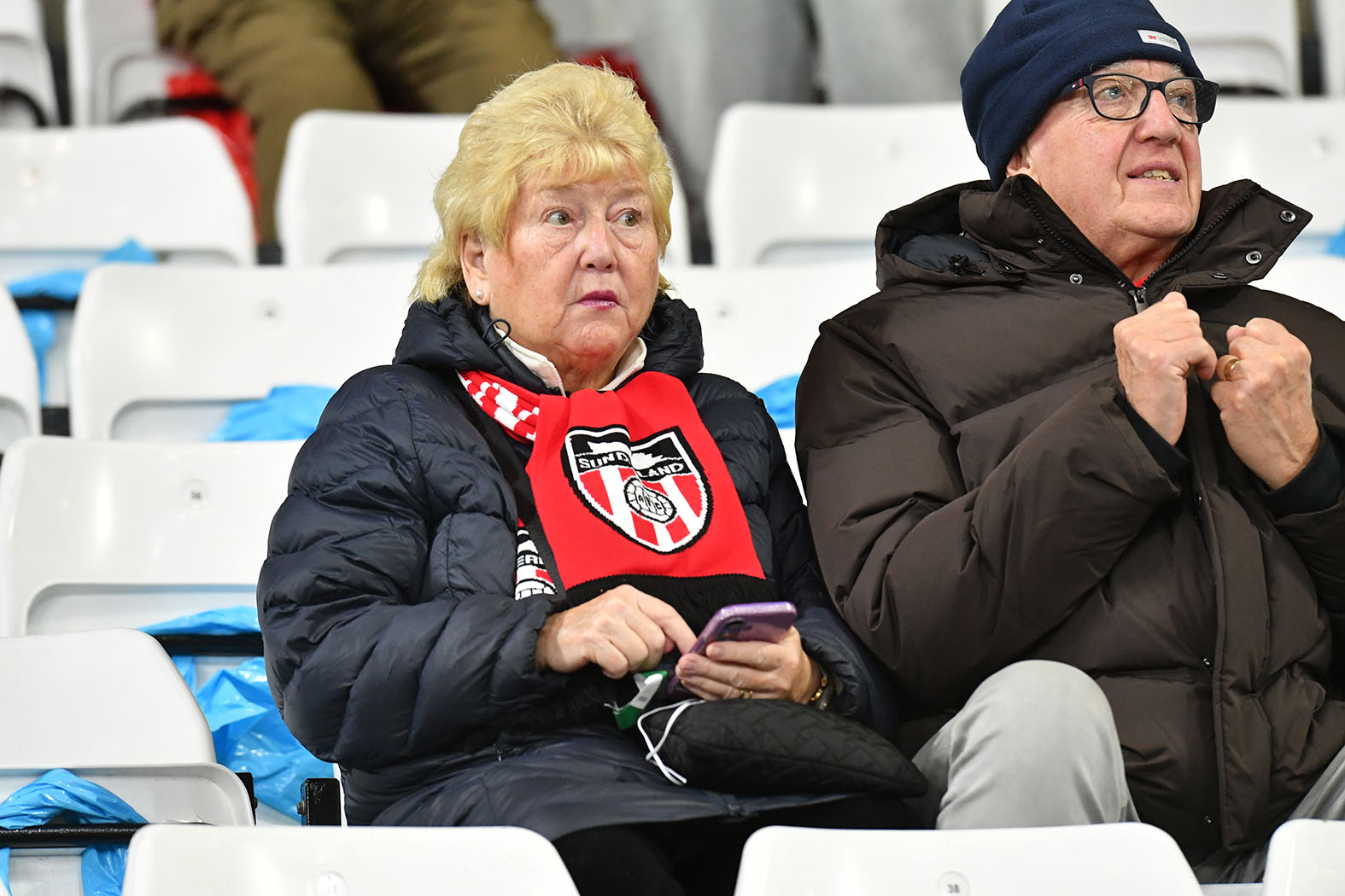 105 incredible photos of Sunderland fans vs Arsenal and the full ...