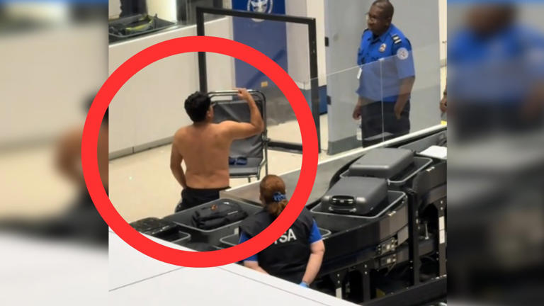 Zamieszanie na lotnisku. Pasażer rozebrał się podczas kontroli [Nagranie]