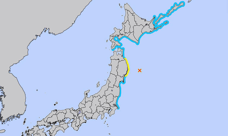 Tsunami alert for Japan after 6.7 magnitude earthquake