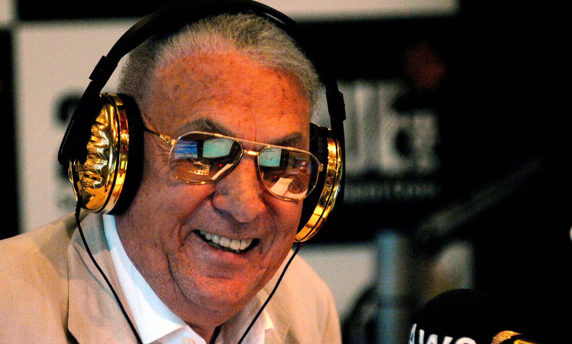 John Laws dead at 90: Legendary talk-back radio icon dubbed the man ...