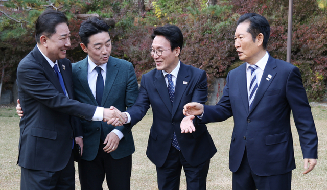 당정, 2035 NDC 61% 감축·배당세율 25% 완화…지역의사제 도입 추진