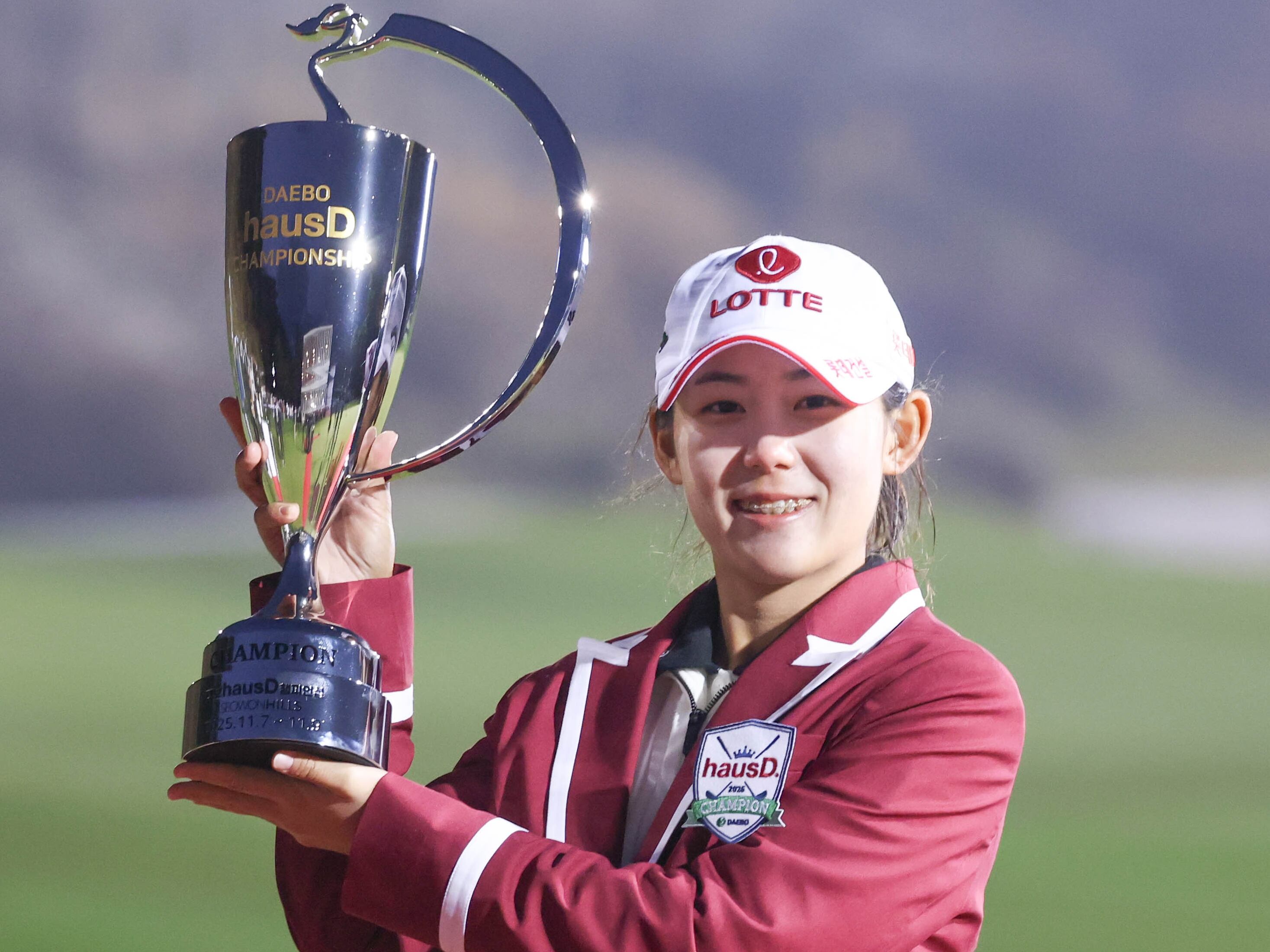 Hwang Yu-min Wins KLPGA Final: World No. 1 Aim