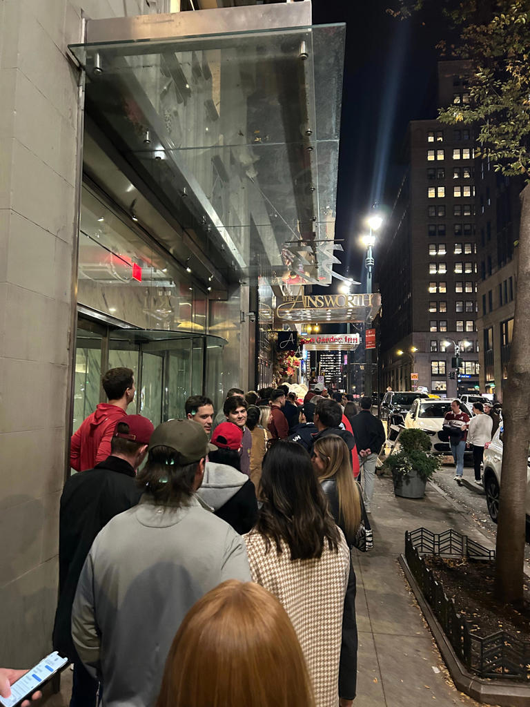 How Alabama football vs LSU took over upscale NYC sports bar | Smarr