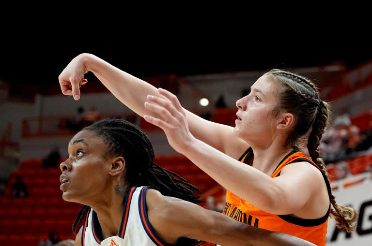 Oklahoma State women's basketball routs Iowa State behind Stailee Heard ...