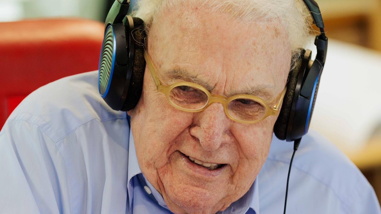 ‘Magnificent life’: Star’s tribute to John Laws